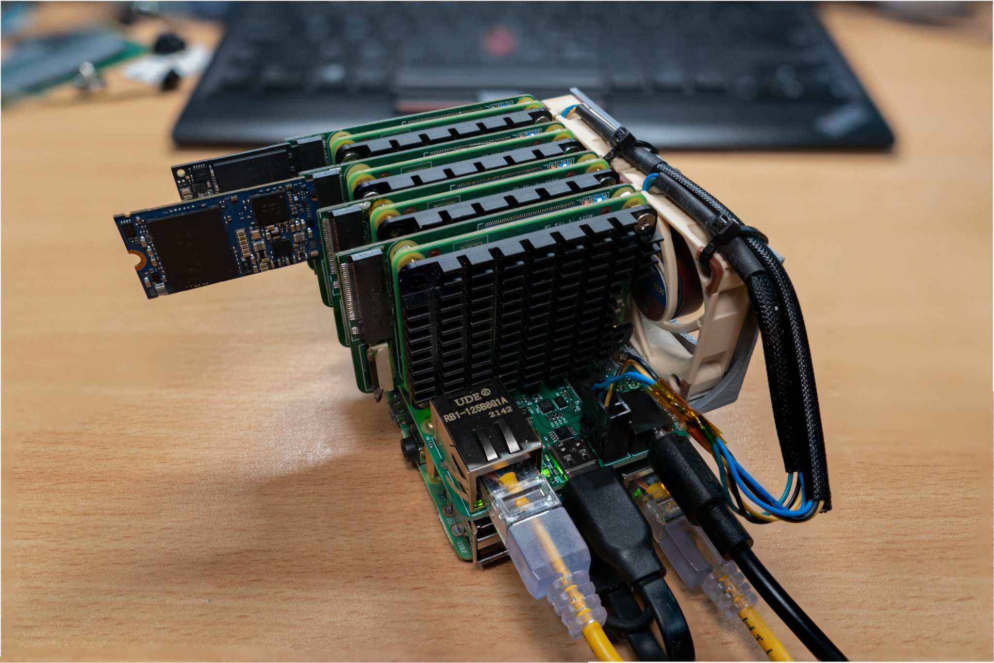 CM4 Pi 4 Cluster Hat Raspberry Pi PCIe Database CM4 Pi 4 Cluster Hat Raspberry Pi PCIe Database